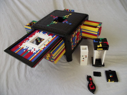 blxbrx (=black's bricks) blog: Amazing LEGO Mystery Box, by Todd Wilder