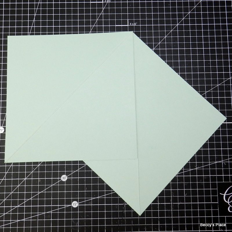 Beccy's Place: Tutorial - Pyramid Cards