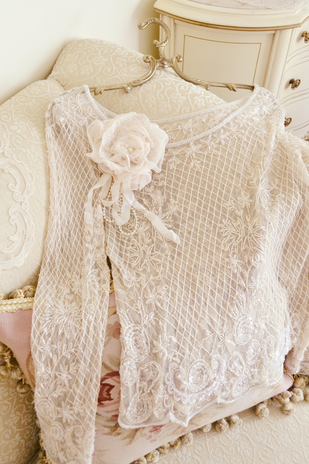 Jennelise: Vintage Lace