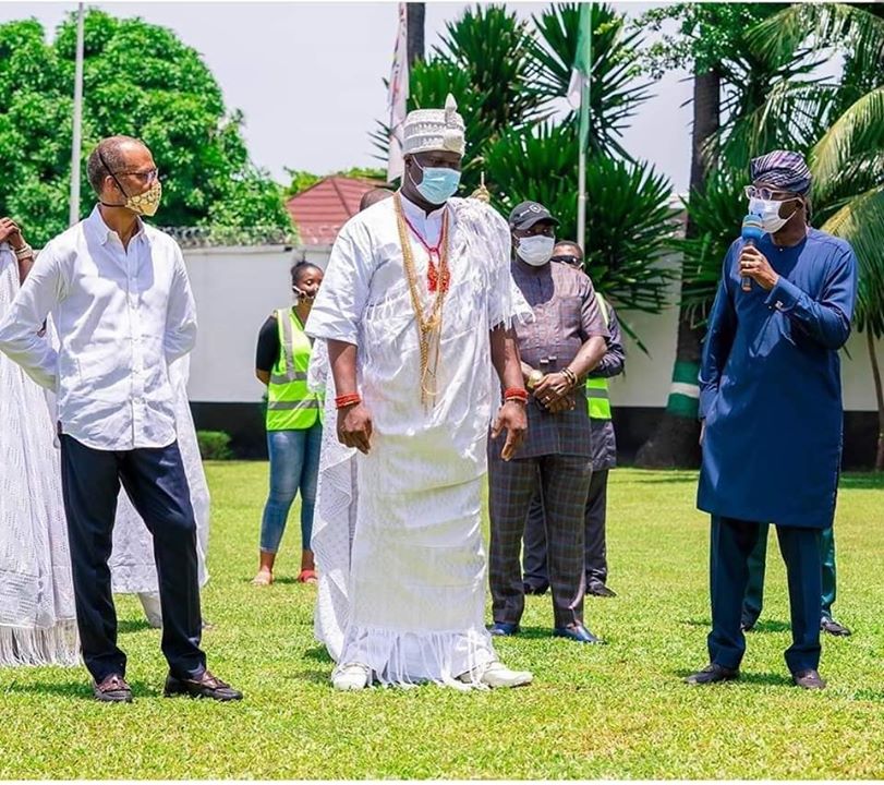 OONI IN LAGOS WITH HIS INVENTED LOCALLY MADE FUMIGATORS TO CURB ...