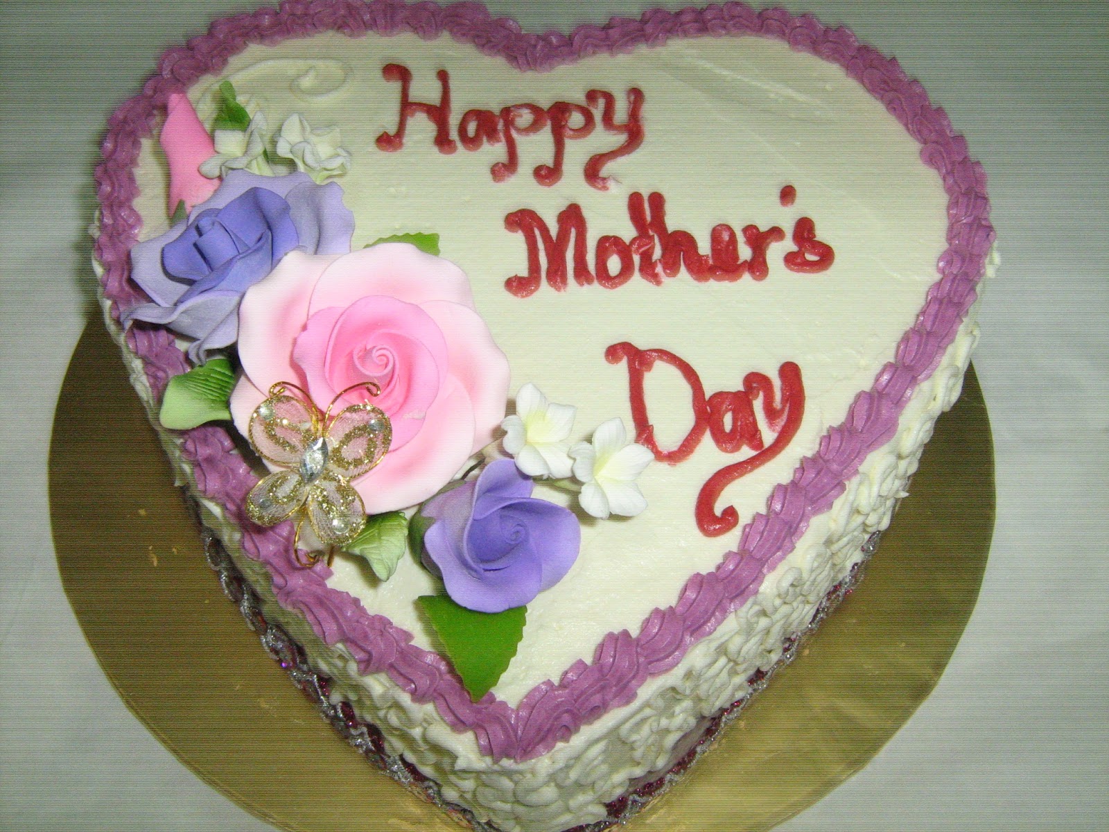 (VictoriaDelight): Mother's Day cake