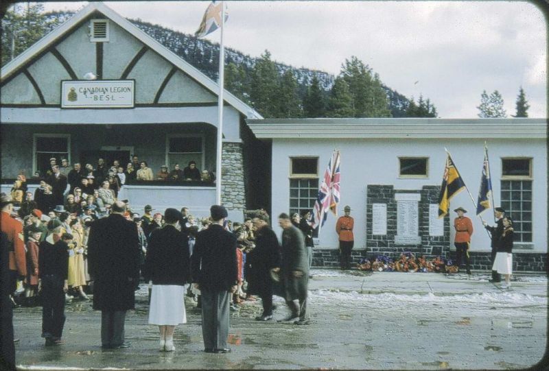 Beautiful Life of Canada in the Late 1950s Through Amazing Kodachrome ...