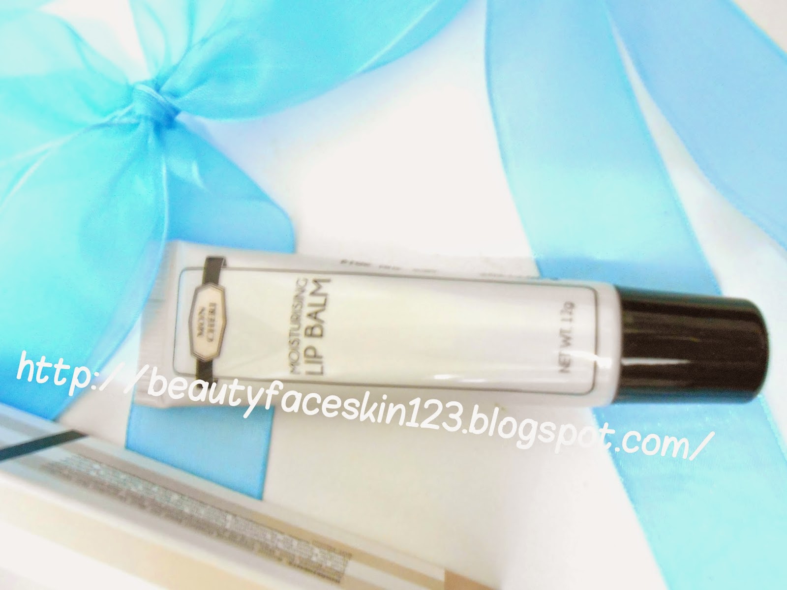 GREAT SKIN&LIFE: REVIEW ON MON CHERI ESSENTIALS MOISTURISING LIP BALM