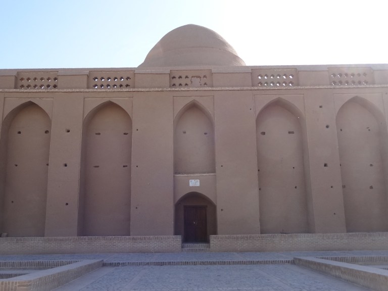 Yackchal, an ancient refrigerator back in thousand years ago. |MyRokan