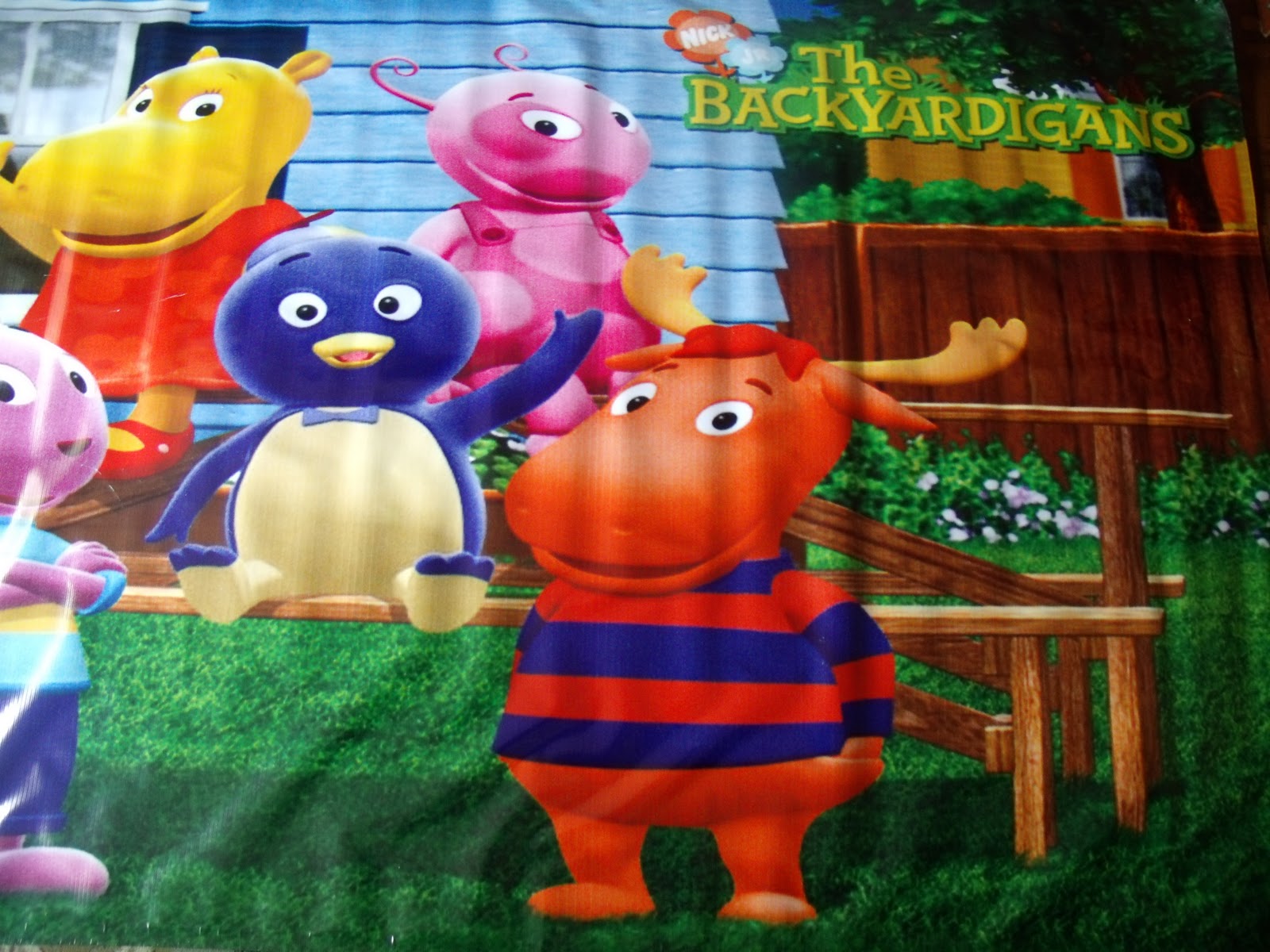 Nara Artes Decorações: backyardigans