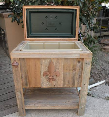 Home products: wood ice chest, Personalized wall badges And square fire ...