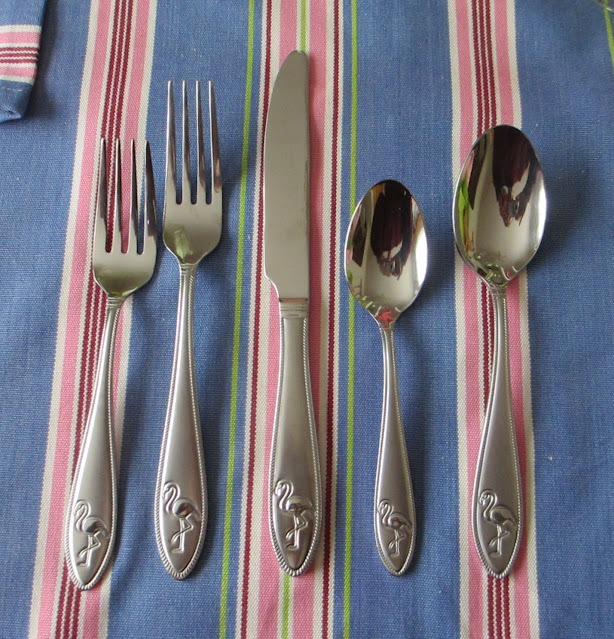 The Welcomed Guest: Kitsch And Fiestaware Tablescape