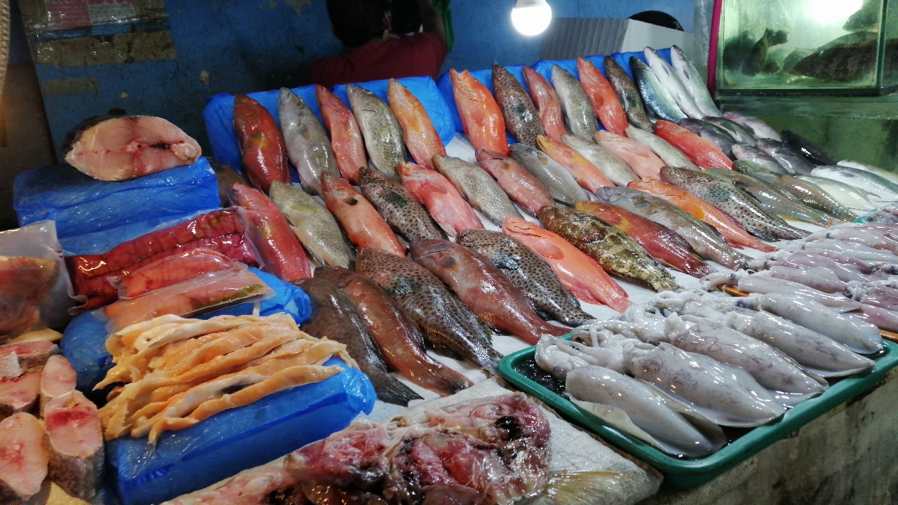 Hari Ng Larga: Sis Seafood Palutuan - Seaside Seafood Market - Pasay ...