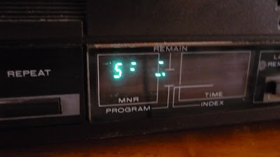 M i c r o C o s e: Recensione Compact Disc Player | Marantz CD273 (1988)