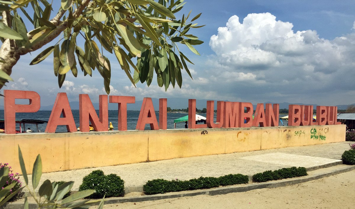 Pantai Lumban Bul Bul Balige