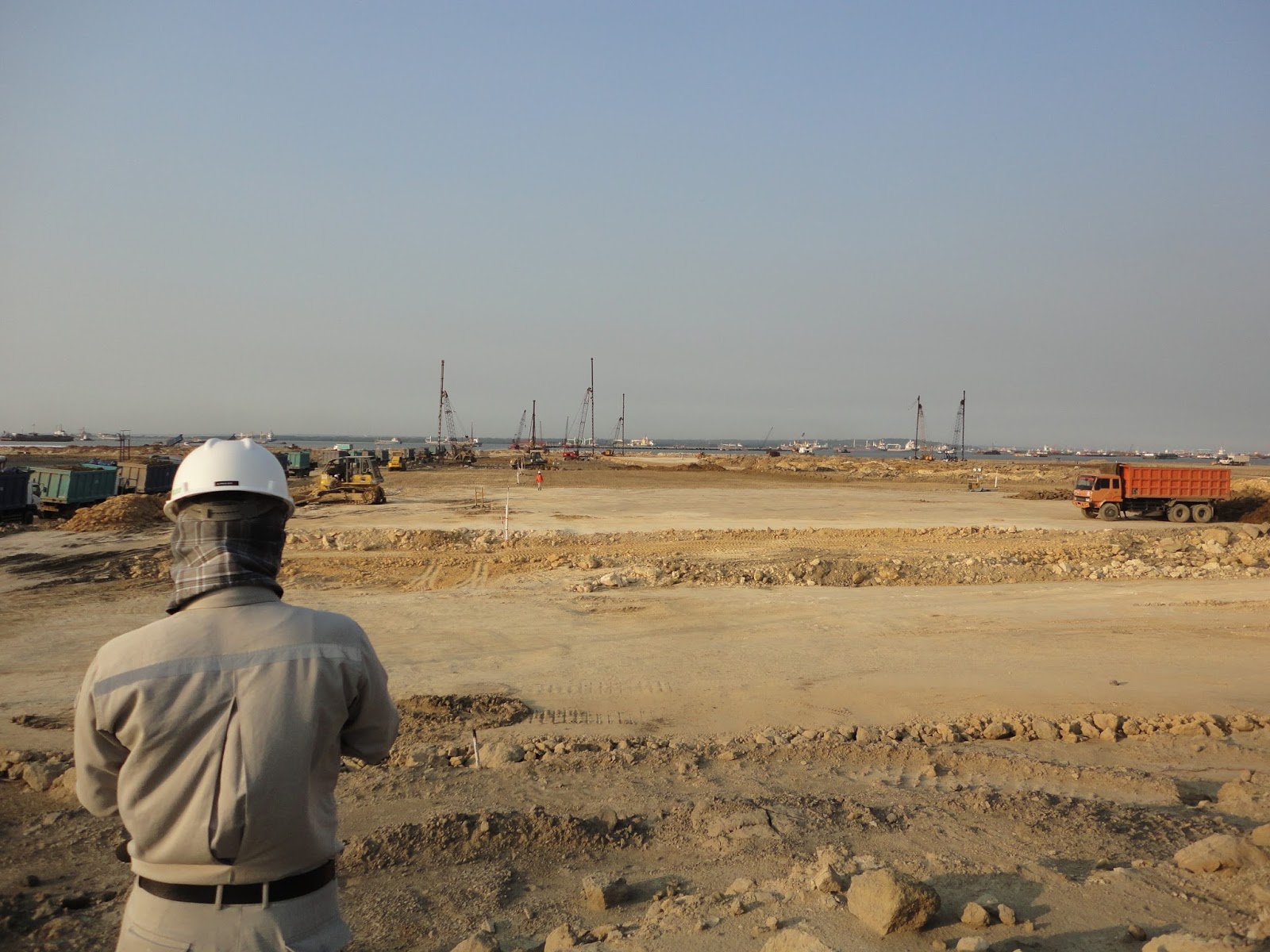 Menghitung Volume Timbunan ~ COASTAL AND ENVIRONMENTAL MODELING