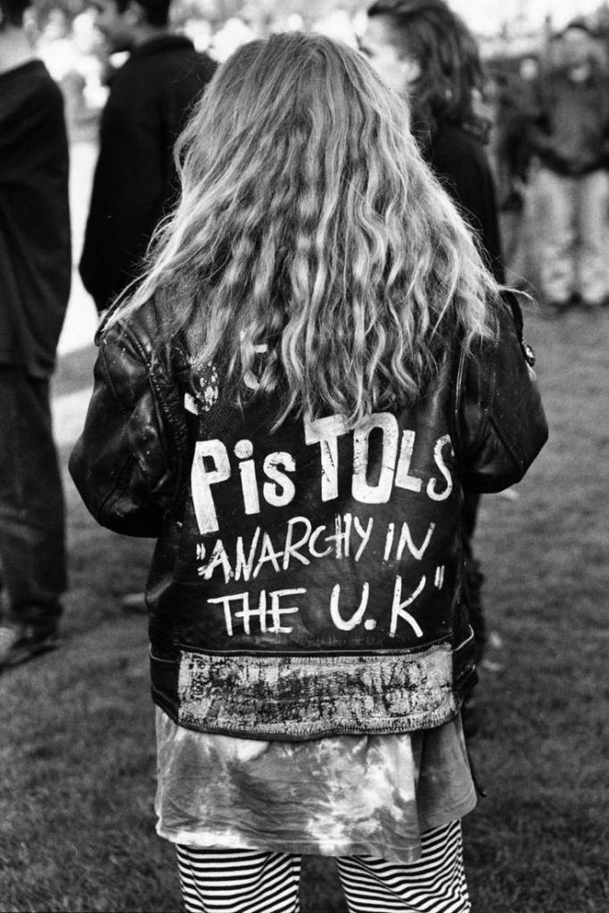 "Punk's Not Dead, Punk's Sleepin' Drunk" – The Art of Punk Jackets From ...