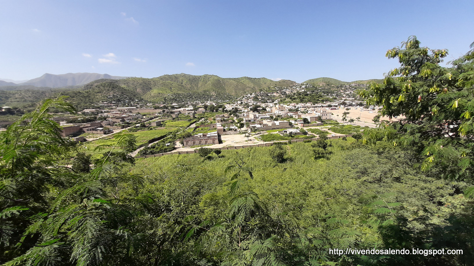 VIVENDO SALENDO: Photos of Ghinda, Eritrea.