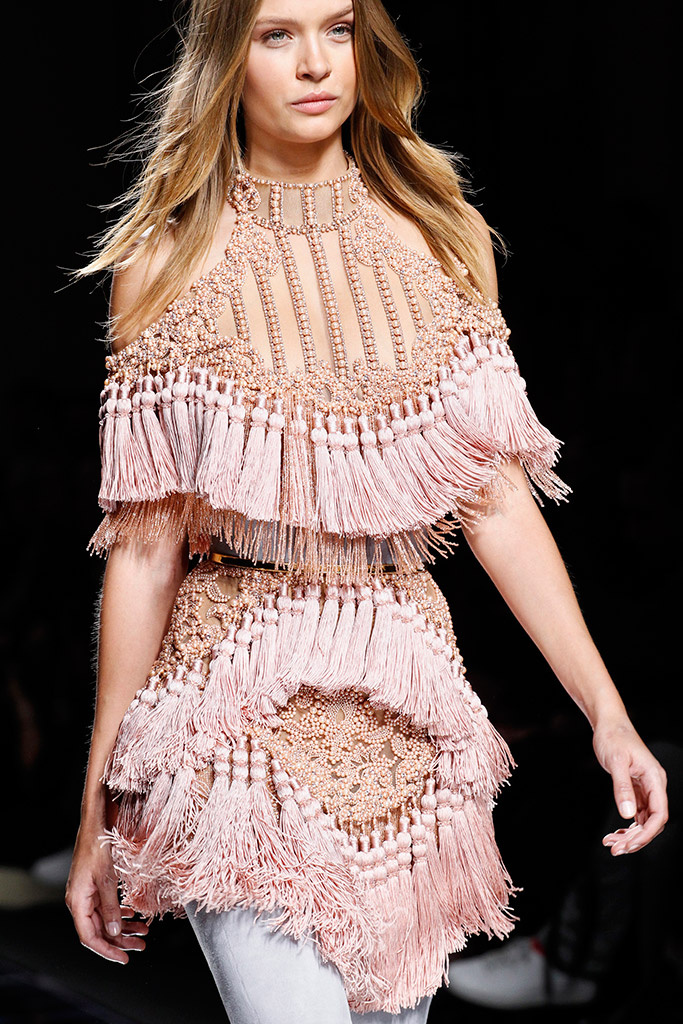 SevenRoses: Balmain F/W RTW 2016-2017 París Fashion Week - Detalles
