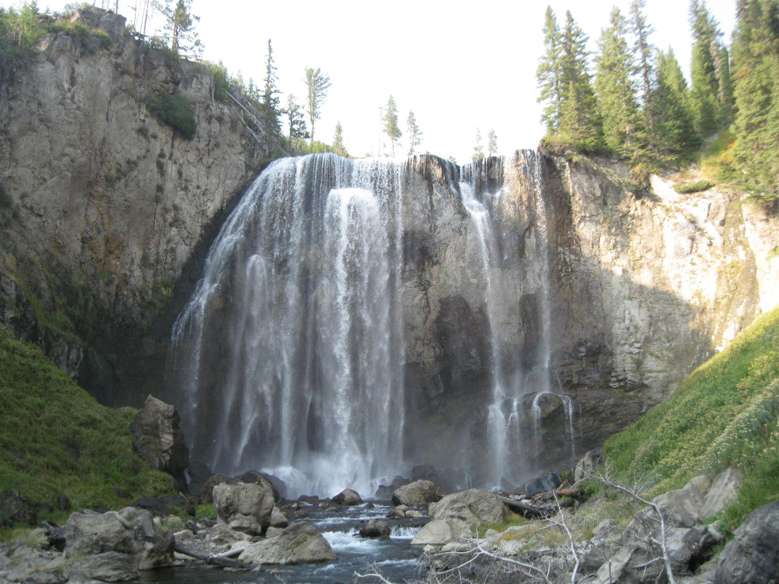 Trail Zenned: Dunanda Falls