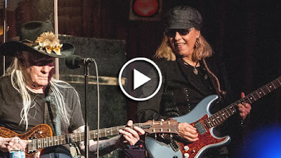 Blues Hendrix: DEBBIE DAVIES