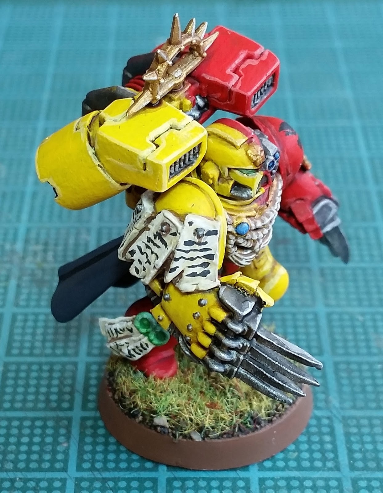 Howling Griffons Twitter Challenge