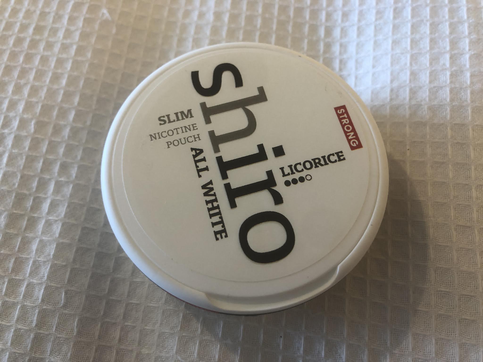 Shiro Licorice (Nicotine Pouches) - Review (Discontinued). 16 March 2021.