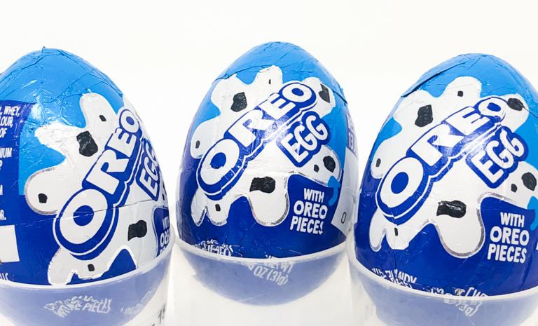 Tales of the Flowers: Taste testing Oreo Eggs