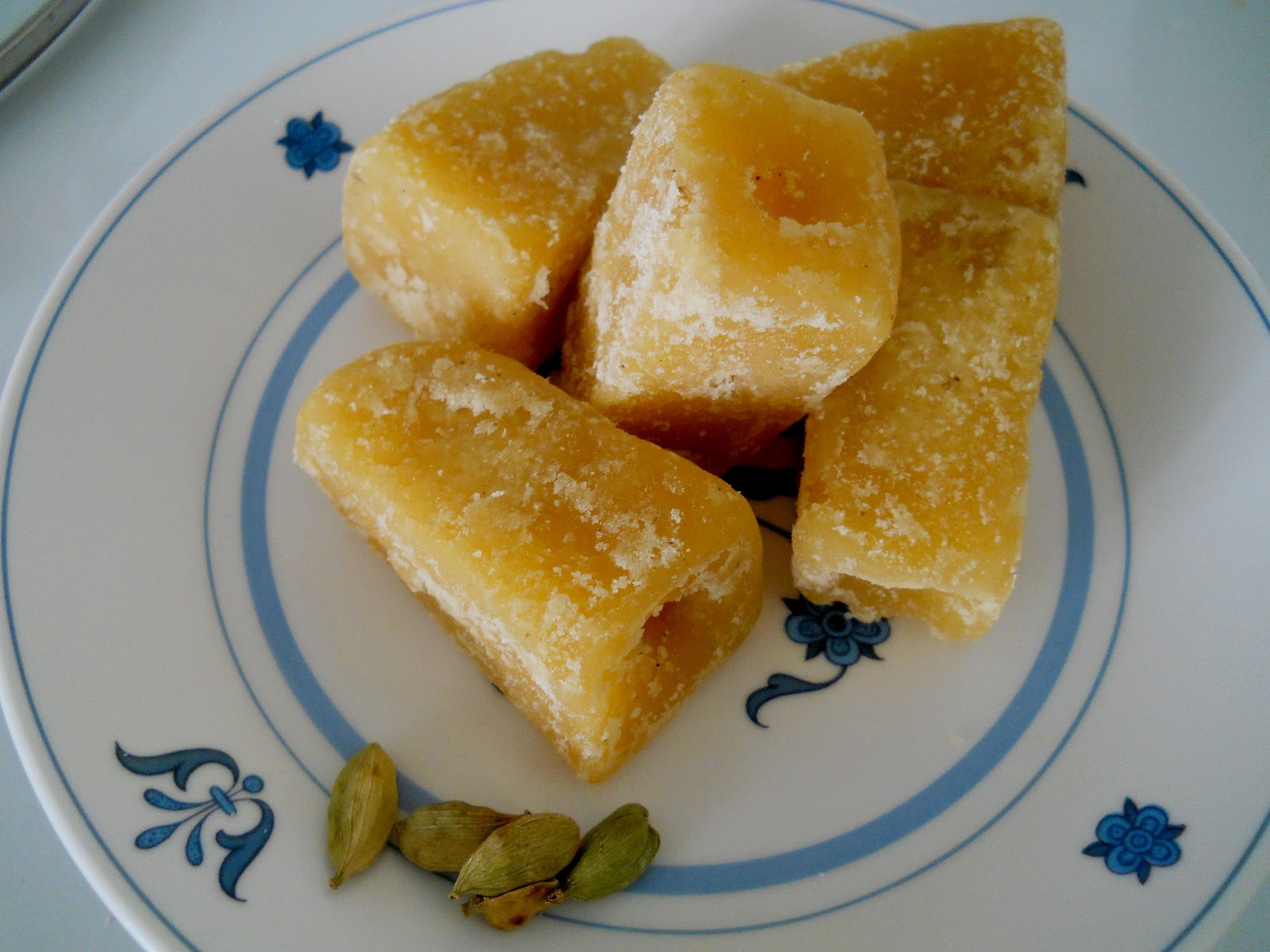 RUCHIEZ's: HESARU BELE PAYASA