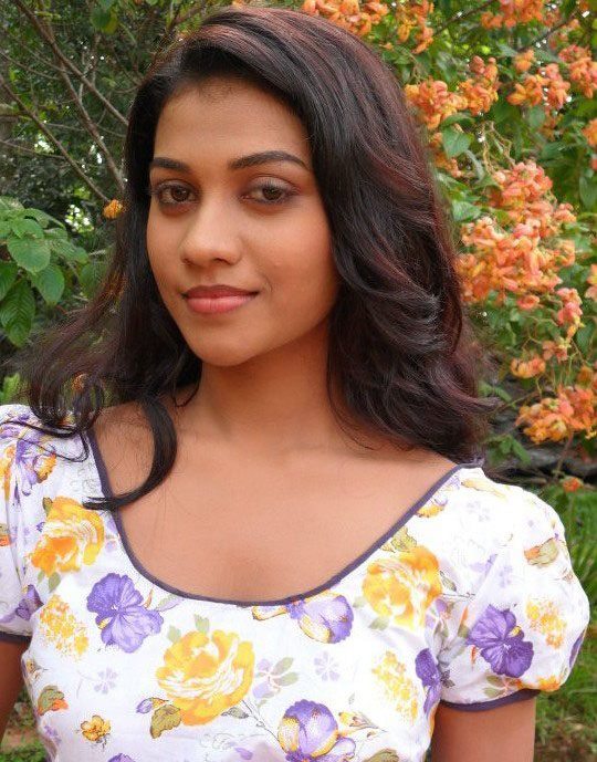 Sheril Romen Dekker 35th Birthday Photo Shoot | ElaKiri