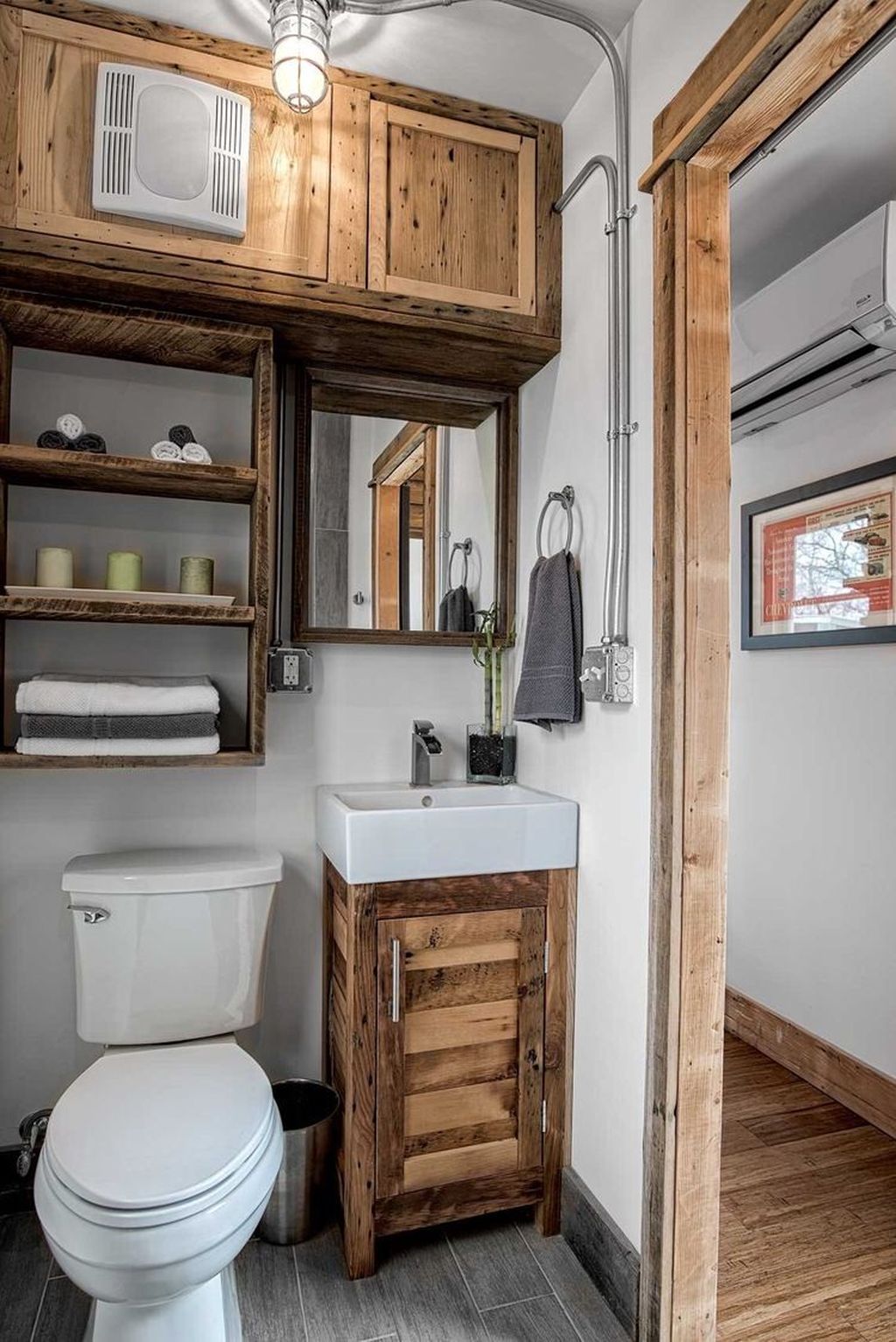 30+ Gorgeous Rustic Bathroom Storage Ideas ~ cameretta007