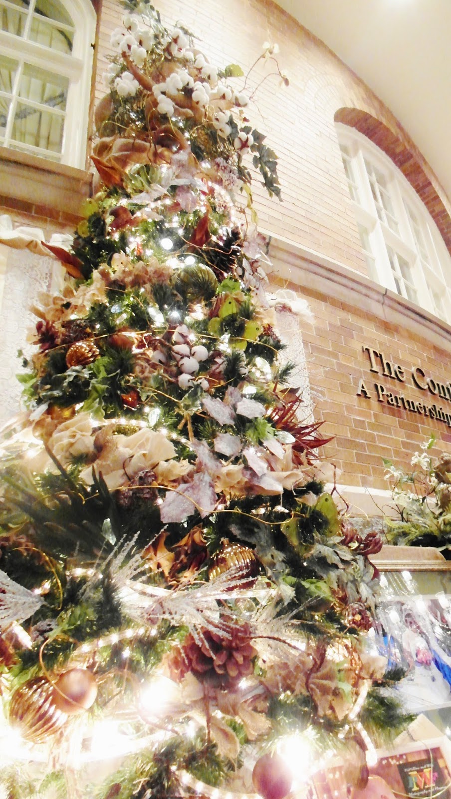 beyond the aisle: Holiday Inspiration at Festival of Trees
