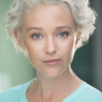 Isolation Interviews: Rachel Dawson — Beyond the Curtain