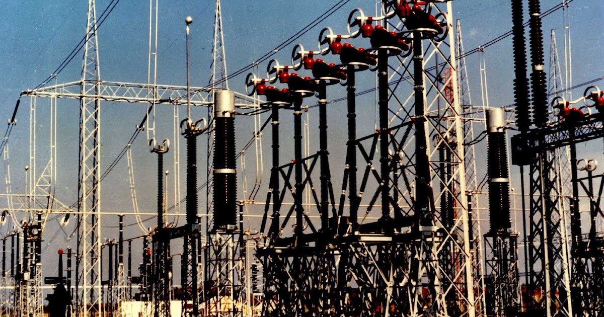 Introduction to Switchgear - ElectricalTech : The Electrical Hub