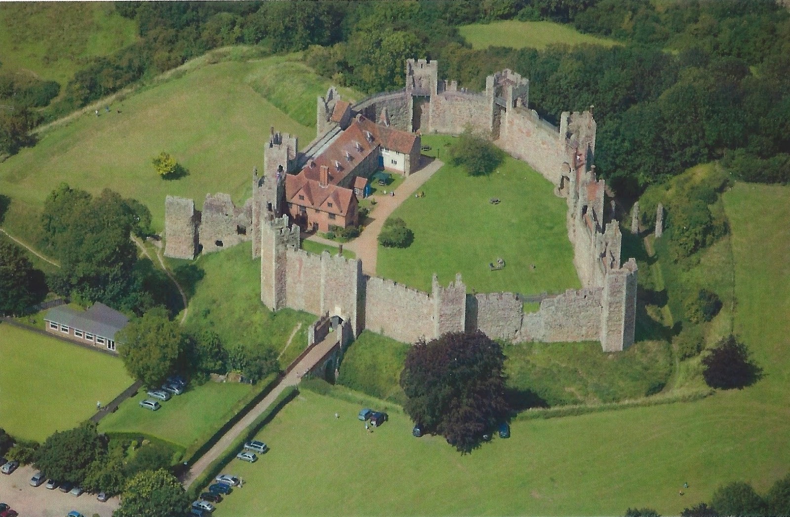 Olive And Pru: Framlingham Castle