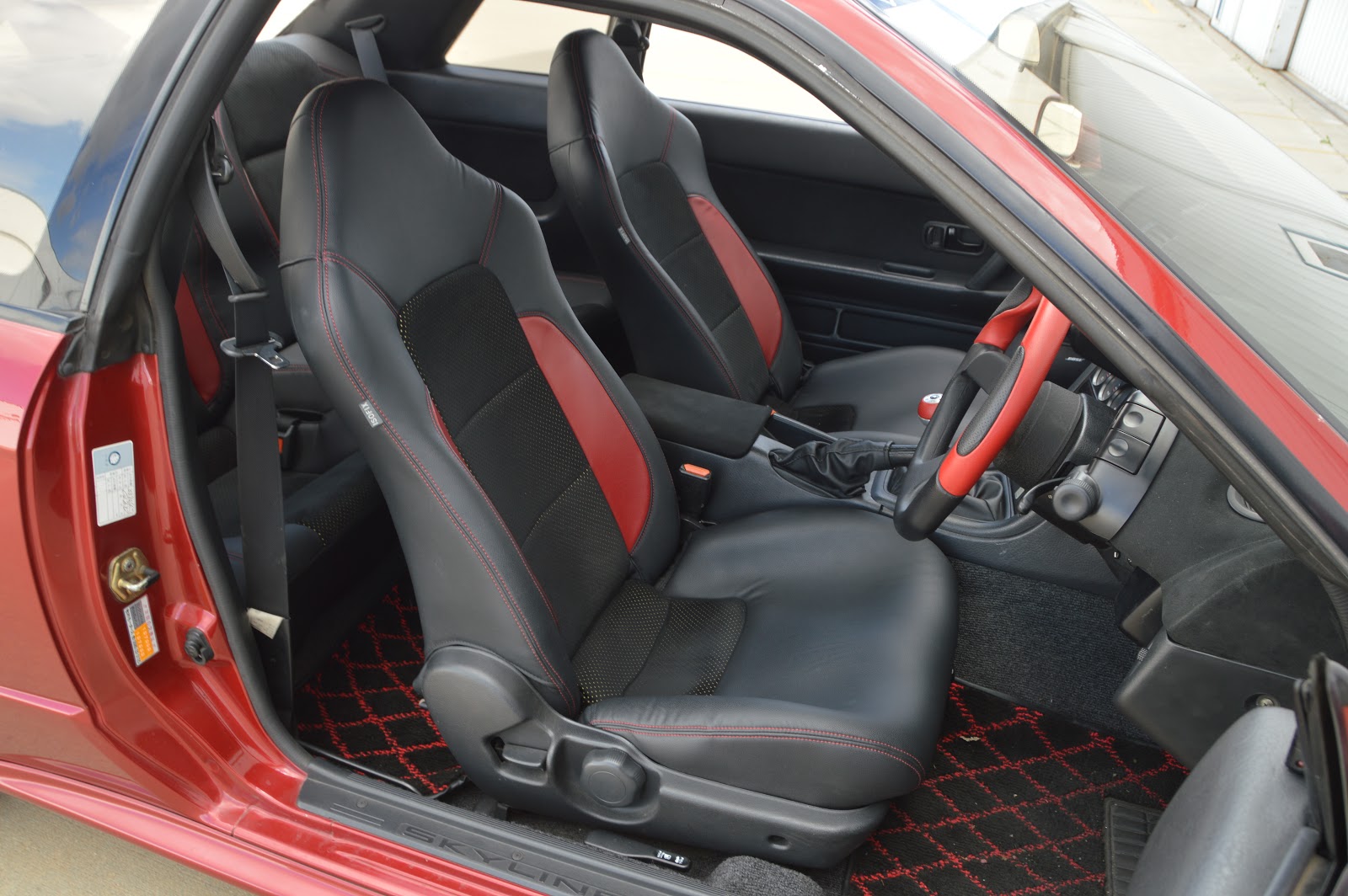 Seats : Nissan Skyline GT-R : R32 : R33 : R34 - Nissan Skyline GT-R s ...
