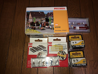 欧州鉄道模型とDCC 始めます！: 着弾報告 ROCO73912、ROCO73954 その他細かい資材