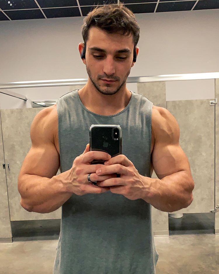 Muscle, Muscle, Muscle: Justin Howells