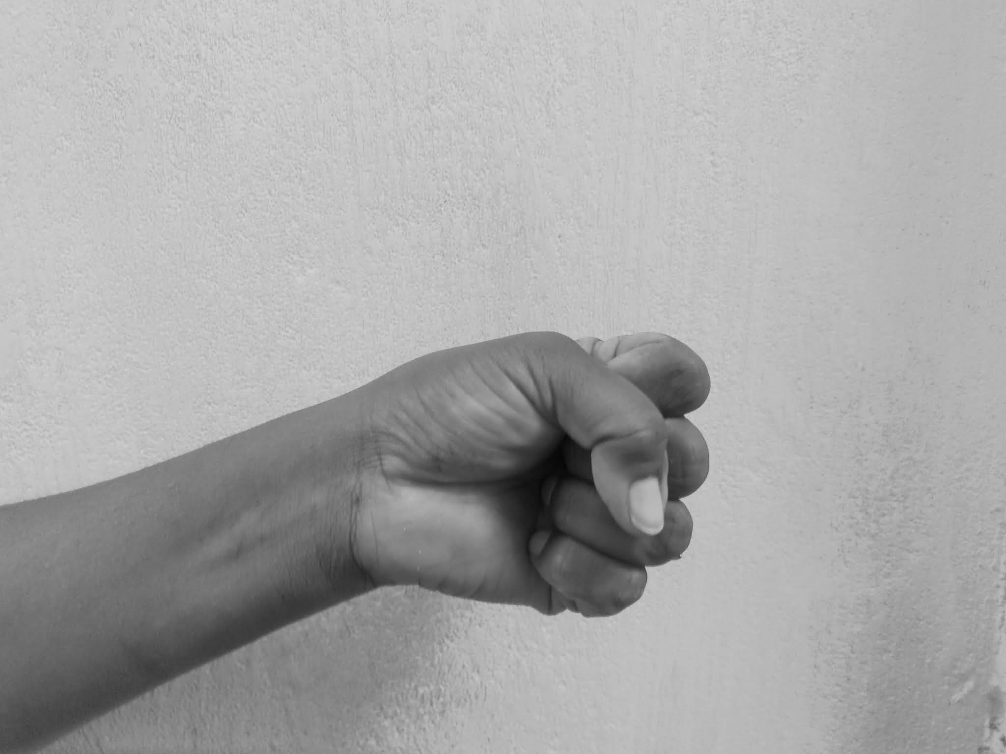 Mushti mudra - unclog your mind from negative feelings and emotions