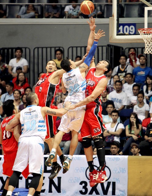 El Alaska Aces de Adam Parada eliminado de la Copa Filipina - @selmexbasket