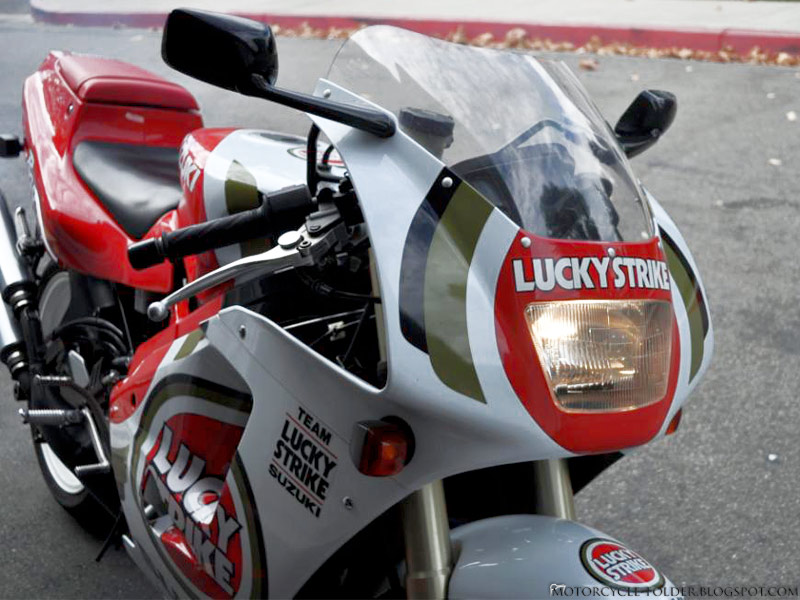 Motorcycle Folder: Lucky Strike RGV250