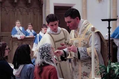 New Liturgical Movement: “Eat That Which I Will Give You”: Why We ...