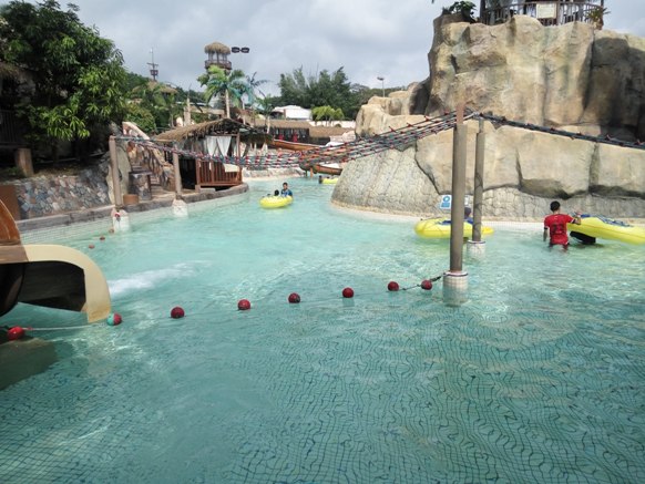 Wet World Water Park Shah Alam | Tempat Menarik Di Selangor!