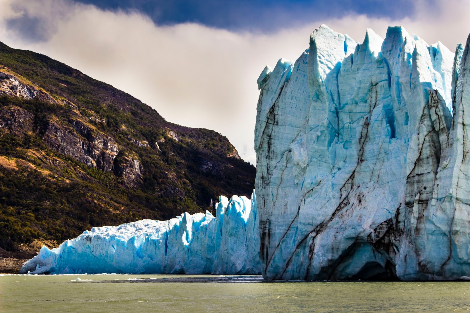 Glaciar Perito Moreno, uno de los glaciares más accesibles y ...