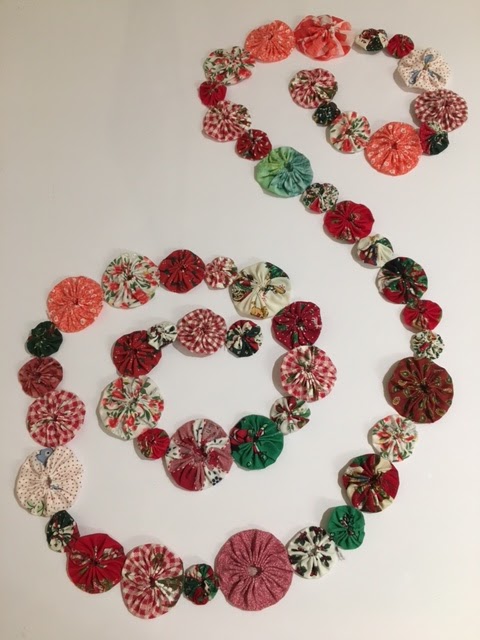 Crochet plaited garland by Mandy