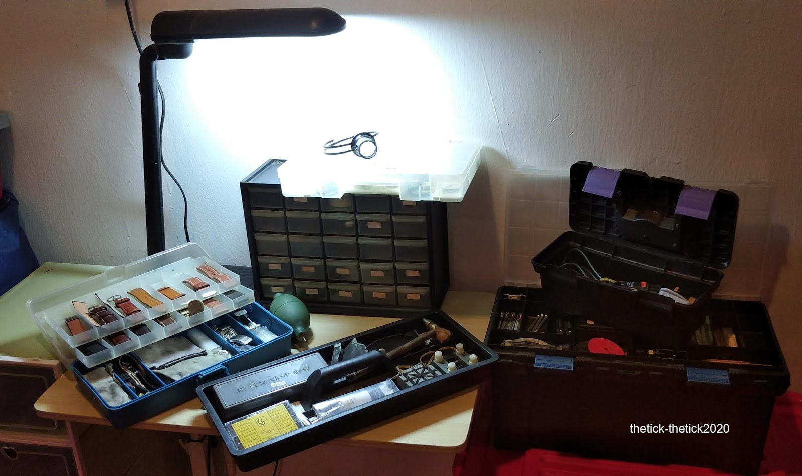 thetick-thetick.blogspot.com: Exploring Horology: 20-Twenty-Plus Part 1