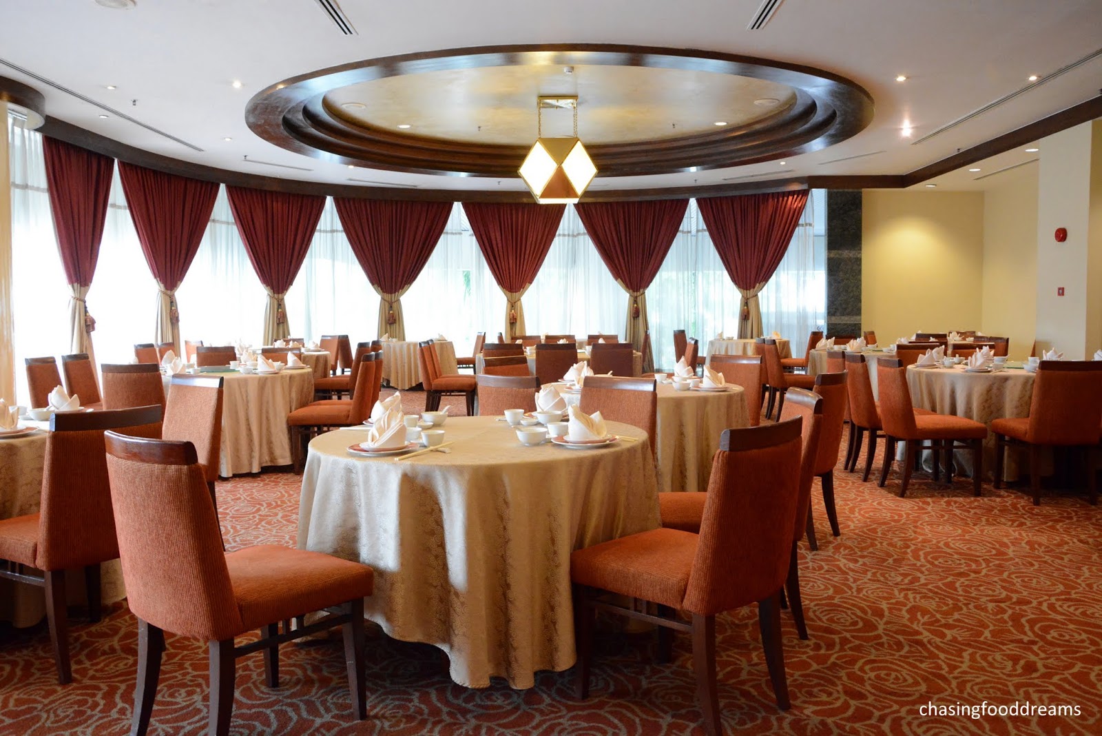 CHASING FOOD DREAMS: All-You-Can-Eat Weekend Yum Cha @ Tai Zi Heen ...