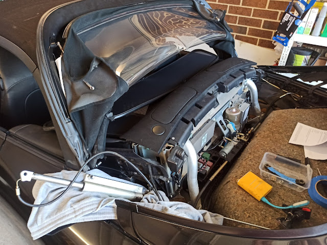 DTM tune: Porsche 911 (996 and 997) convertible cabriolet roof fix. Not ...