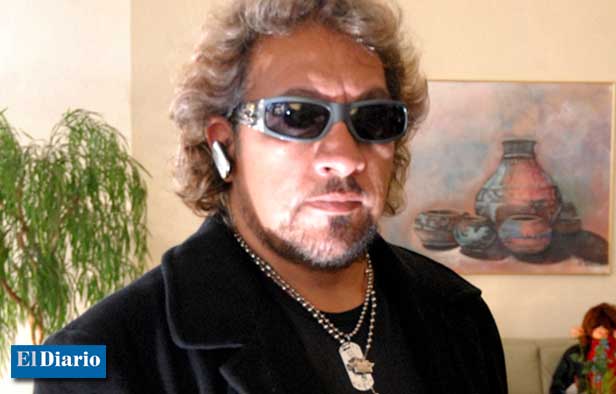 Asegura Carlos Trejo que encontró al fantasma de Jackson | MICHAELFOREVER