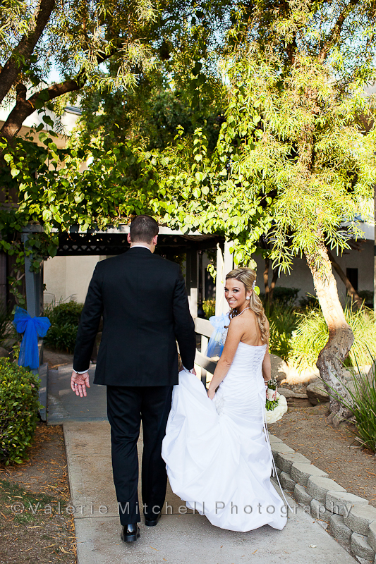 Valerie Mitchell photography: Four Points Sheraton Wedding: Kayla + Keagan