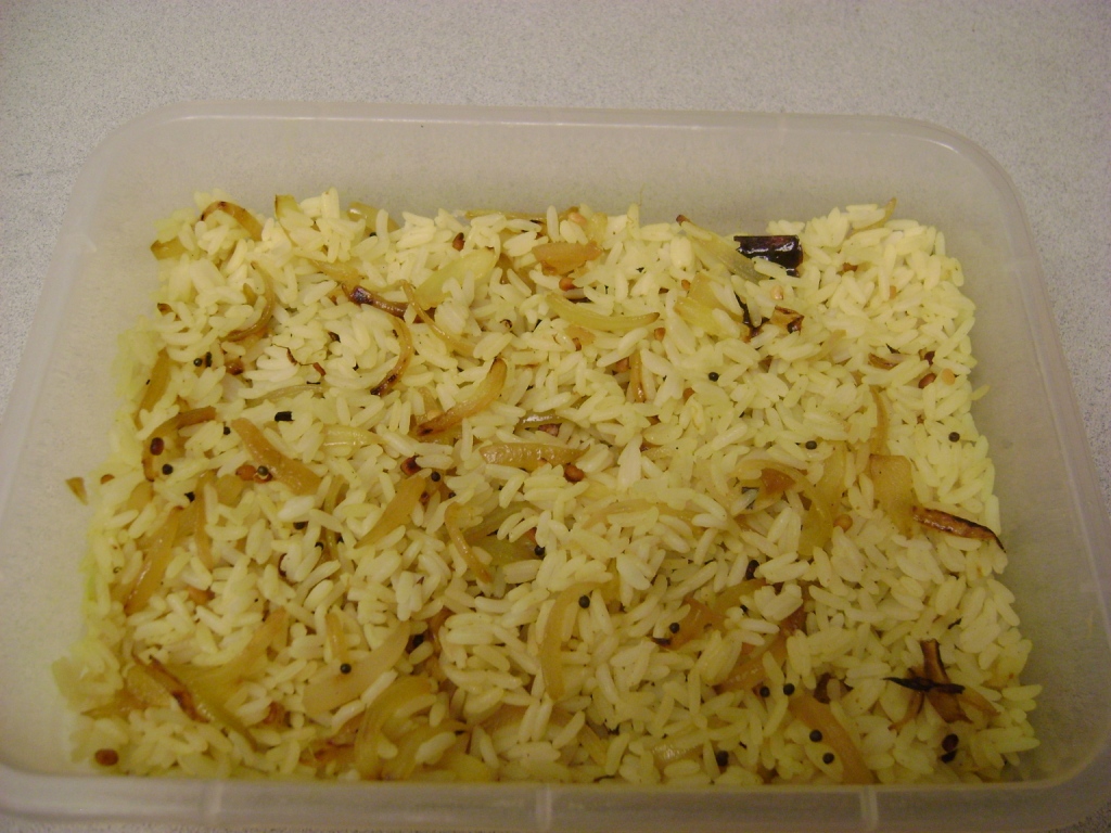 Sri Lankan Tasty Recipes: Onion Rice