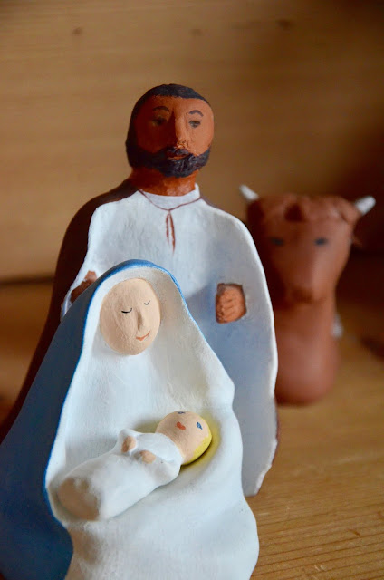 la petite verrière: La crêche de Noël en argile #1.