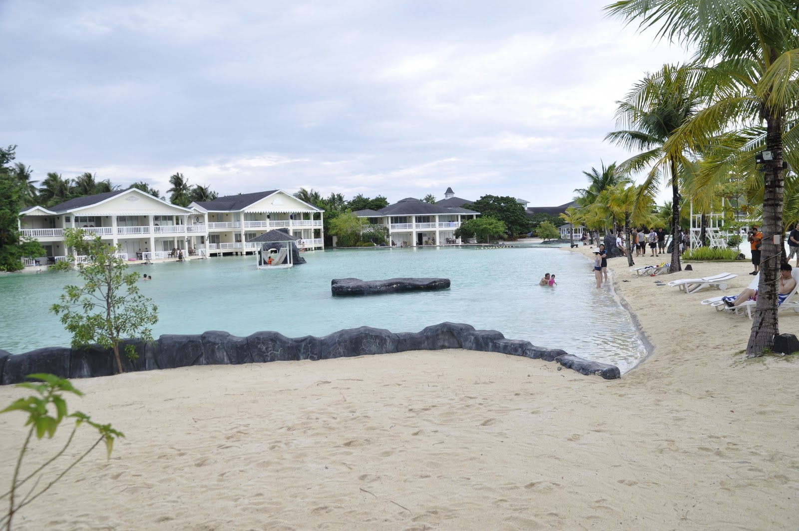 Black Swamp Cornucopia: A few photos from Plantation Bay Resort, Mactan ...