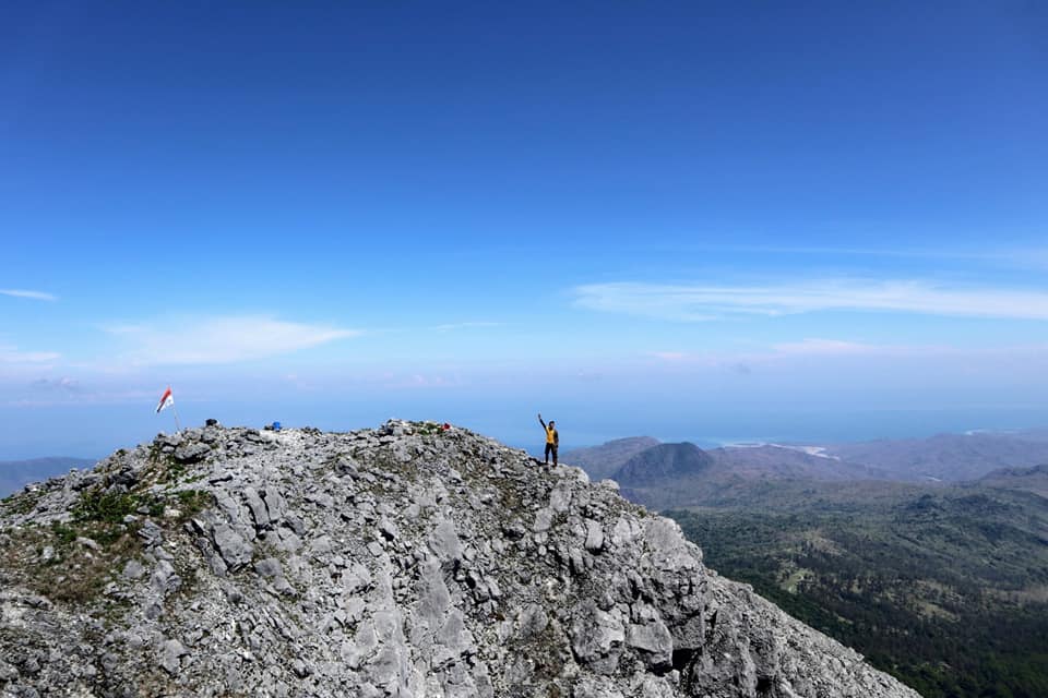 GUNUNG TIMAU, KABUPATEN KUPANG-NTT, INDONESIA | NTT NATURAL & CULTURE ...