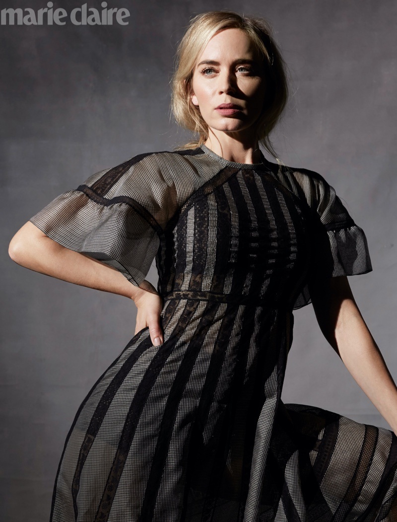 Últimas Tendencias: Emily Blunt posa con looks elegantes para Marie Claire